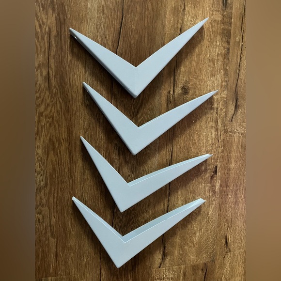 Wall Decor | Set Of 4 Sturdy Metal Shelf Brackets Light Grey Color ...